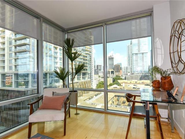 300 Bowie St # 1102