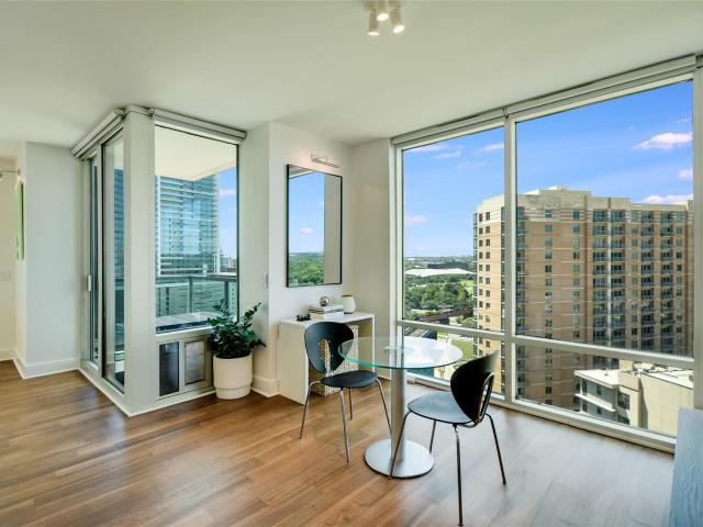 300 Bowie St # 1403