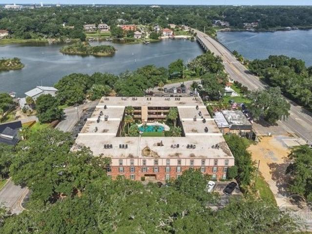 300 Bayou Blvd Apt 123, Pensacola, FL 32503