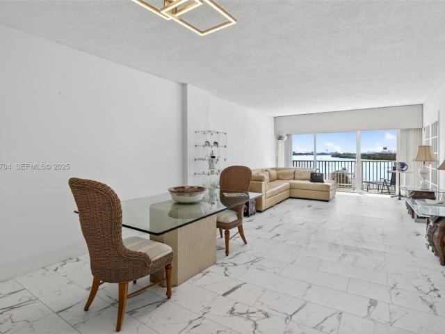 300 Bayview Dr, Unit 308, Sunny Isles Beach, FL 33160 | MLS #A11921