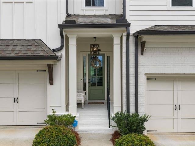 300 Banbury Crossing