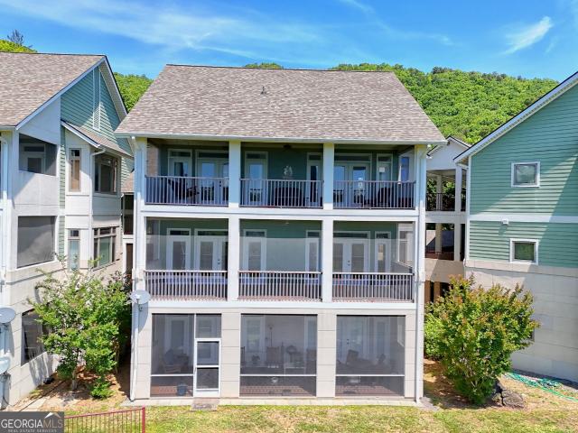 300 Banister Drive 201