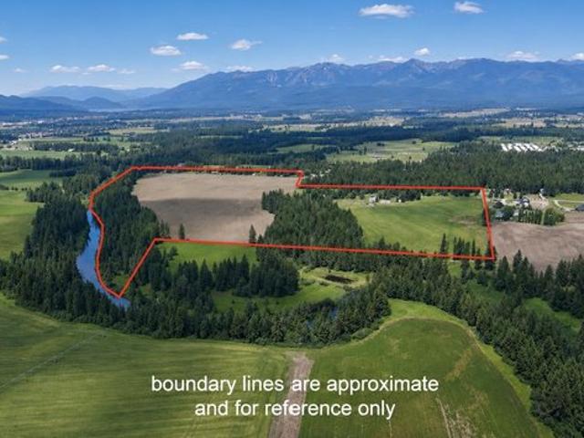 300 Barnes Ln, Columbia Falls, MT 59912