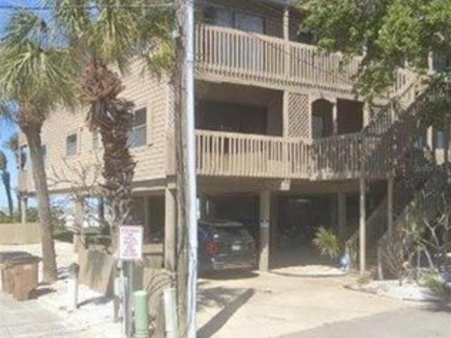 300 Beach Trl Apt 201, Indian Rocks Beach, FL 33785