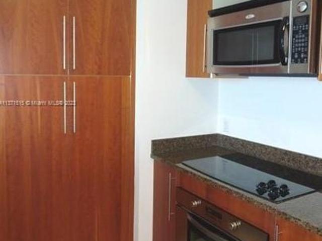 300 Biscayne Blvd #T 3505, Miami, FL 33131