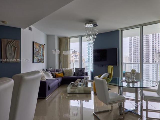 300 Biscayne Blvd S #T 2108, Miami, FL 33131
