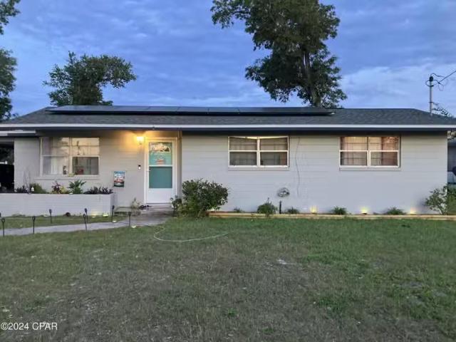 300 BLACKSHEAR DR, PANAMA CITY, FL 32404 Single Family Residen.
