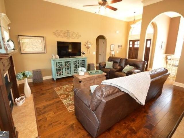 300 Grand Reserve Way
