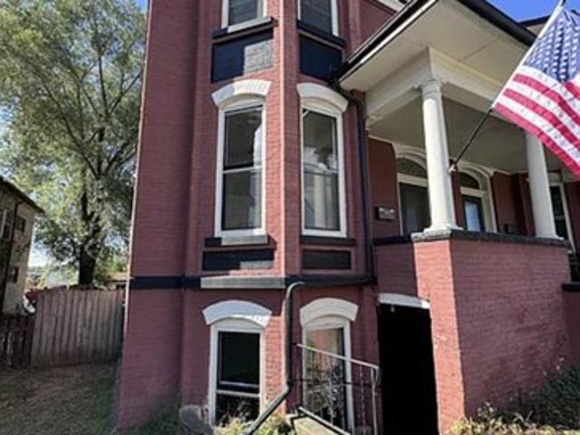 300 Douglas Ave, Elgin, IL 60120