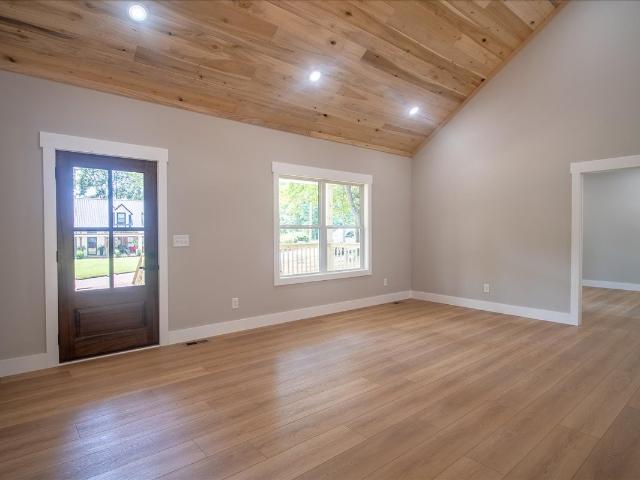 300 Devin Dr
