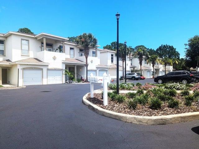 300 Devon Cir, Saint Augustine, FL 32086