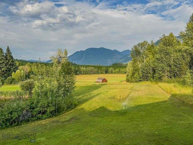 300 Desert Ldg, Coram, MT 59913