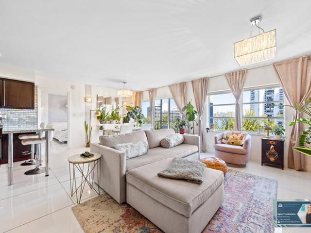 300 Diplomat Pkwy Apt 812, Hallandale Beach, FL 33009