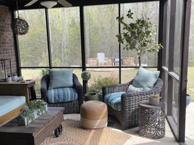 300 Dunrobin Cir, Pelham, AL 35124