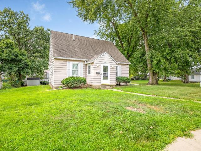 300 E 4th Street