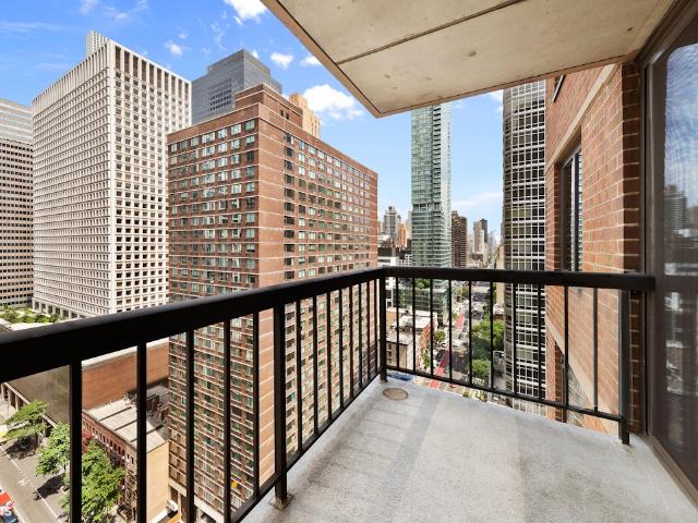 300 E 54TH Street 22H