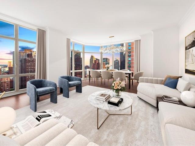 300 E 55th St Apt 22C, New York, NY 10022