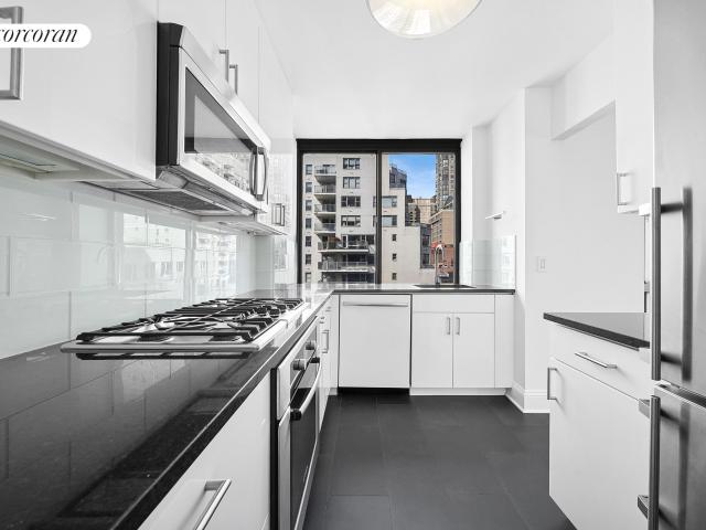 300 E 64TH Street 16A