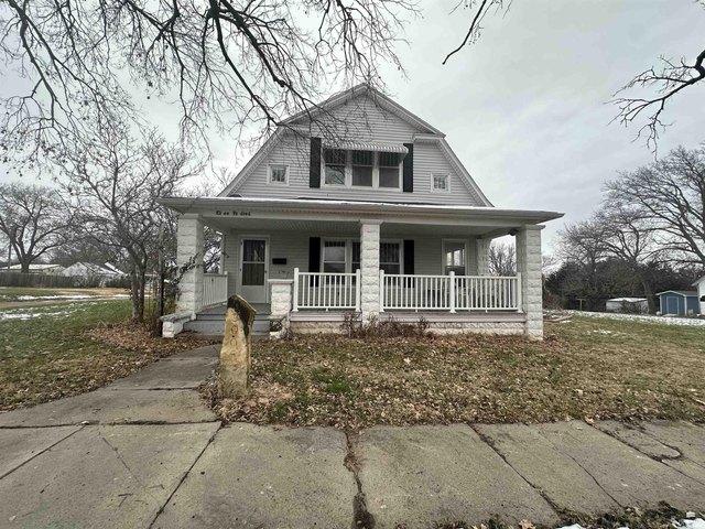 300 E 6th St, Washington, KS 66968
