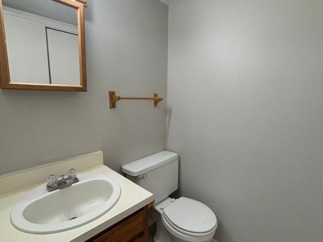 300 E 261 S 2 Bedroom Apartment for Rent at 300 300 E 261 S, Kokomo, IN 46902