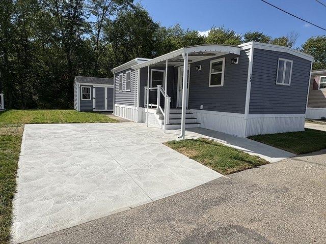 300 E Washington St Unit 34R, North Attleboro, MA 02760