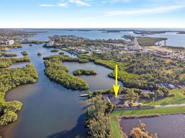 300 E Bay Heights Rd, Englewood, FL 34223 | MLS #D6144