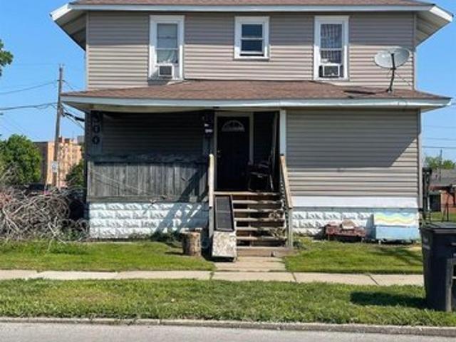 300 E College St, Carbondale, IL 62901