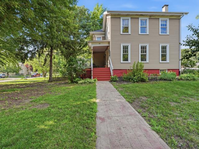 300 E Cypress Street