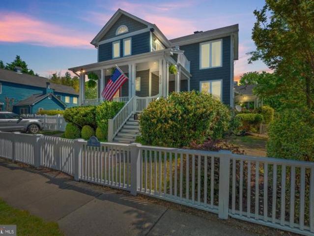 300 E Howell Ave, Alexandria, VA 22301