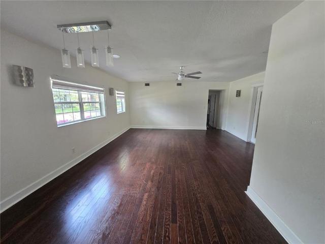 300 E Idlewild Ave, Tampa, FL 33604 | MLS #TB8525