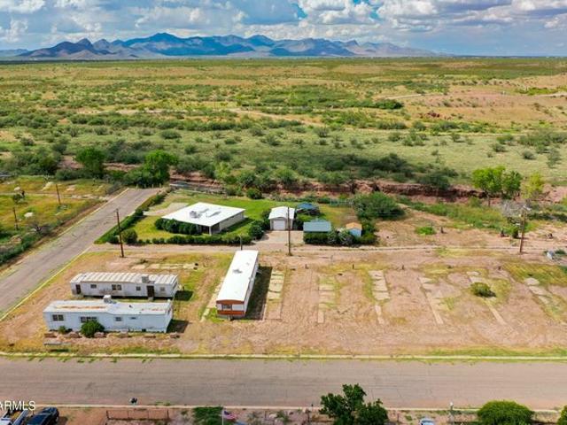300 E Pima St Unit 1, Huachuca City, AZ 85616