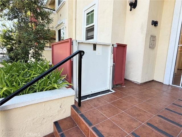 300 E Providencia #103, Burbank, US, CA
