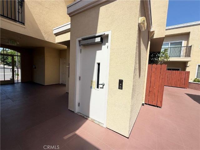 300 E Providencia #111, Burbank, US, CA