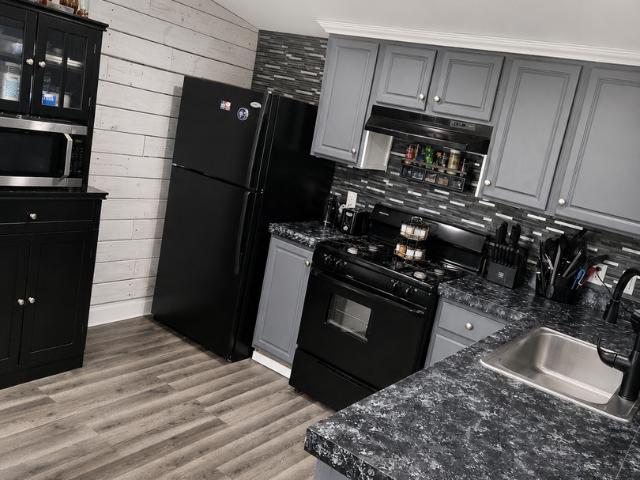 300 E Spencer Street # 10