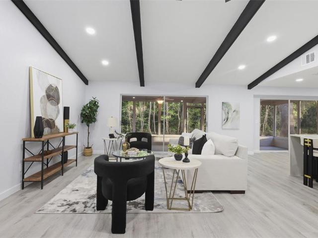 300 E Sweetwater Creek Dr, Longwood, FL 32779 | MLS #O6389