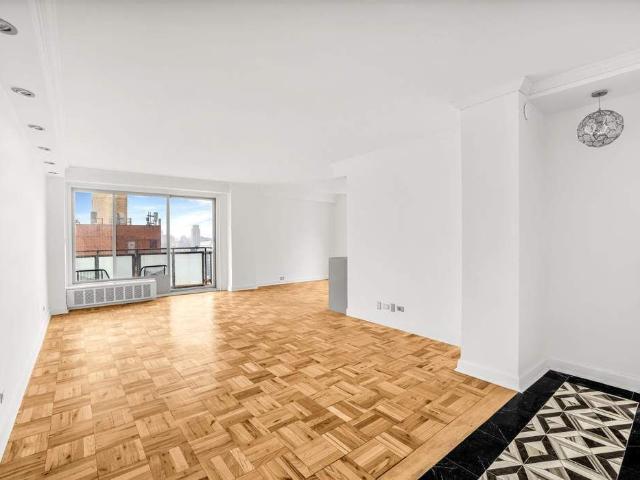 300 East 40th Street, Unit 32/K