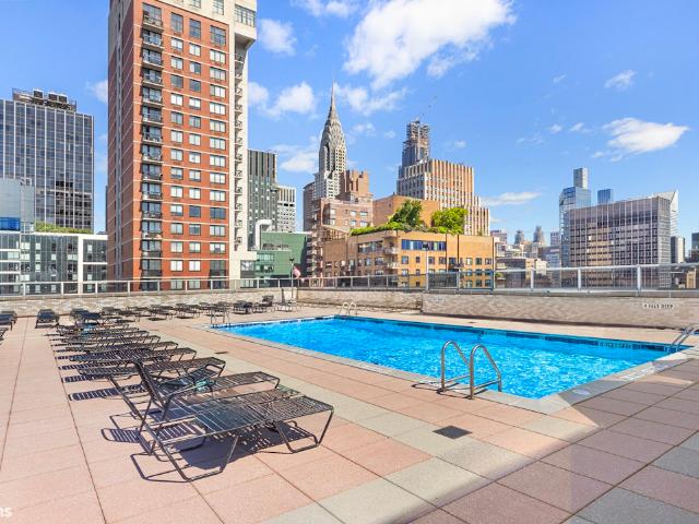 300 East 40th Street, New York, NY