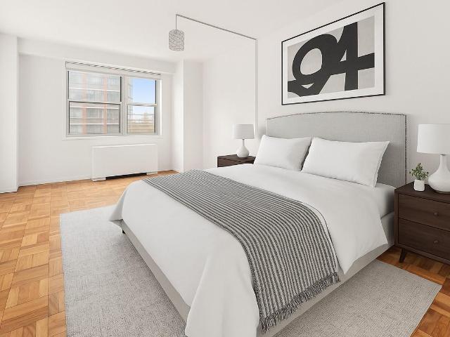 300 East 40th Street, New York, NY