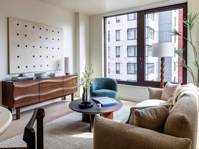 300 East 50th Street, New York, NY