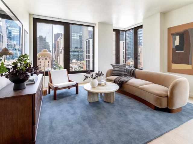 300 East 50th Street, New York, NY