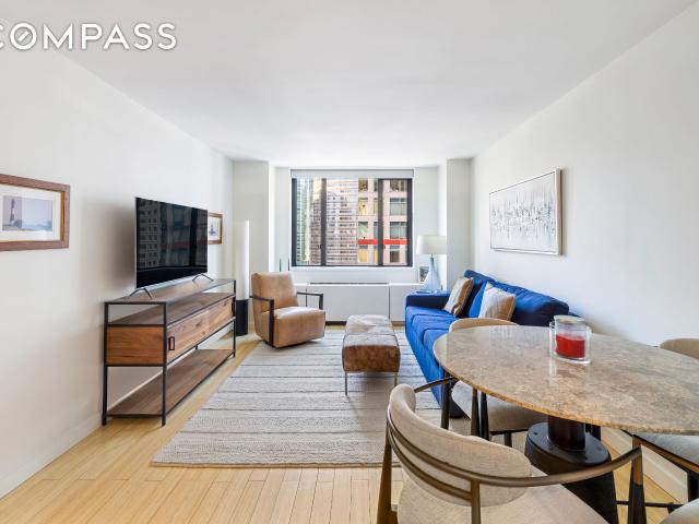 300 East 54th Street, New York, NY