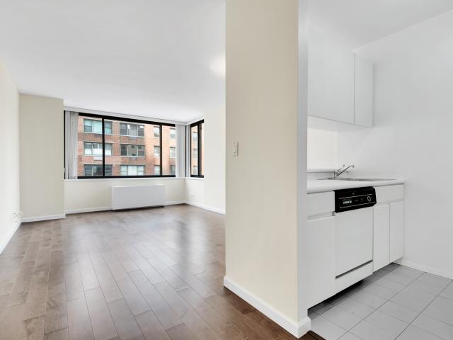 300 East 62nd Street, New York, NY