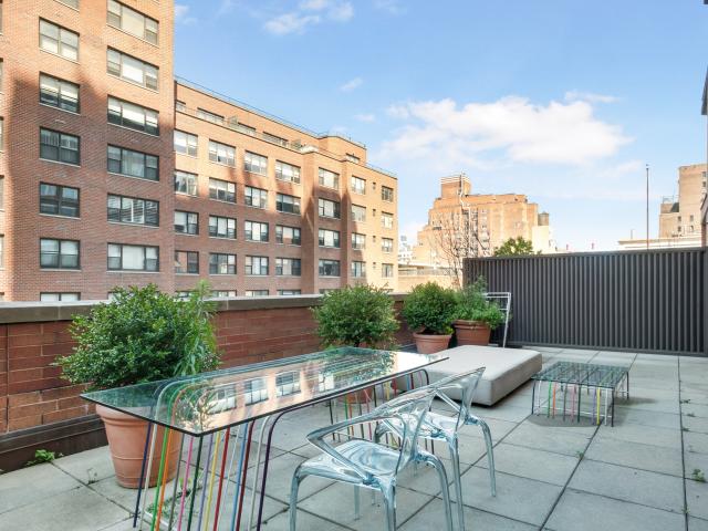 300 East 64th Street, New York, NY