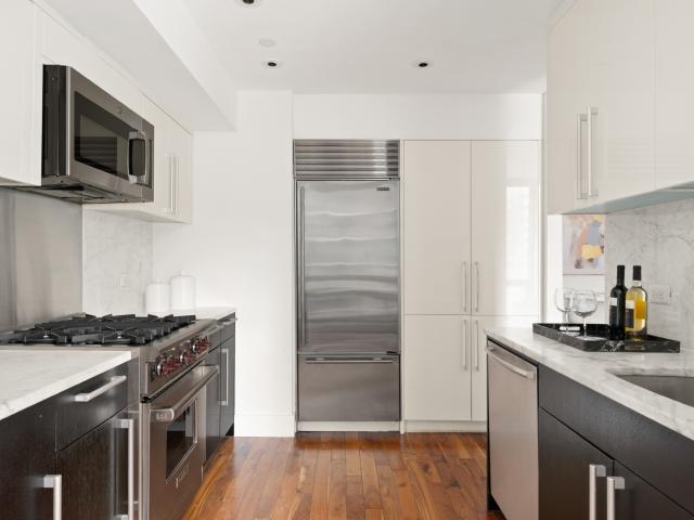 300 East 79th Street, Unit 4C