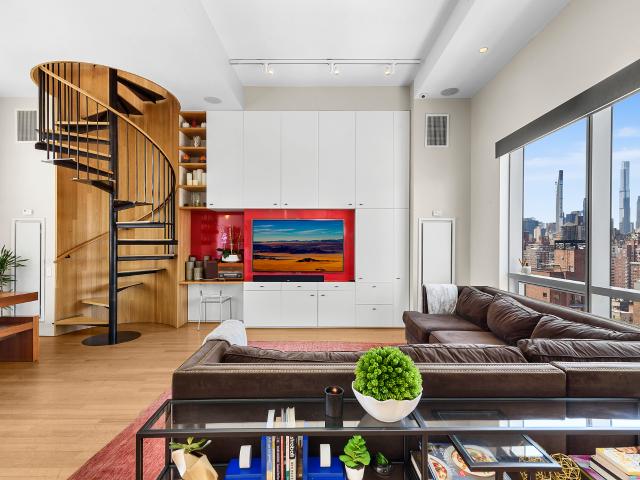 300 East 79th Street, New York, NY