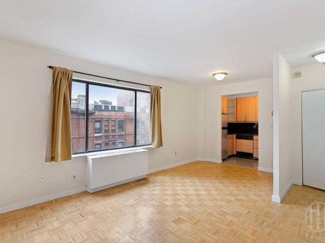 300 East 95th Street, New York, NY