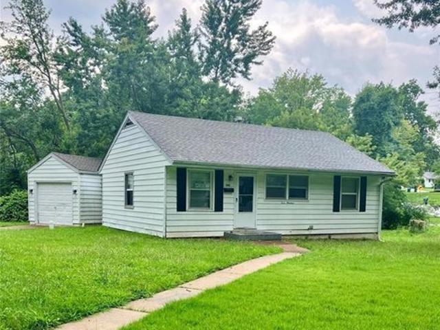 300 Estridge Rd, Saint Louis, MO 63137