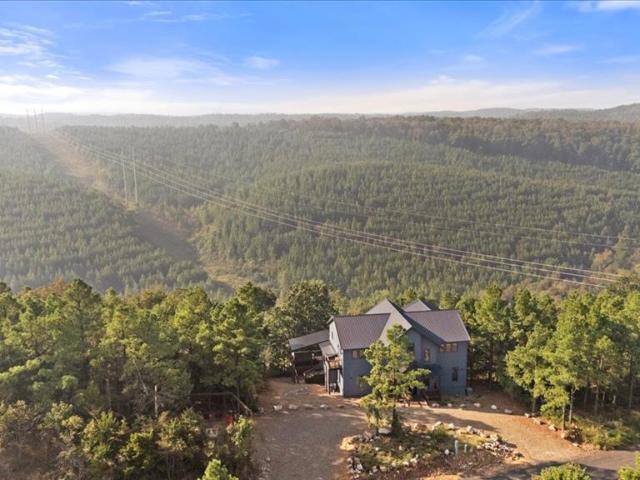 300 Evergreen Vista Loop