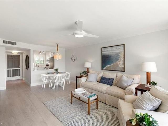 300 Forest Lakes Blvd Apt 112, Naples, FL 34105