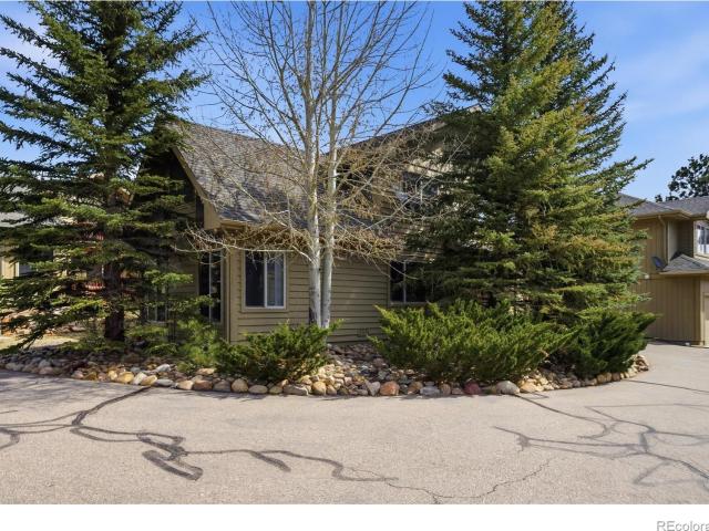 300 Far View Drive # 12